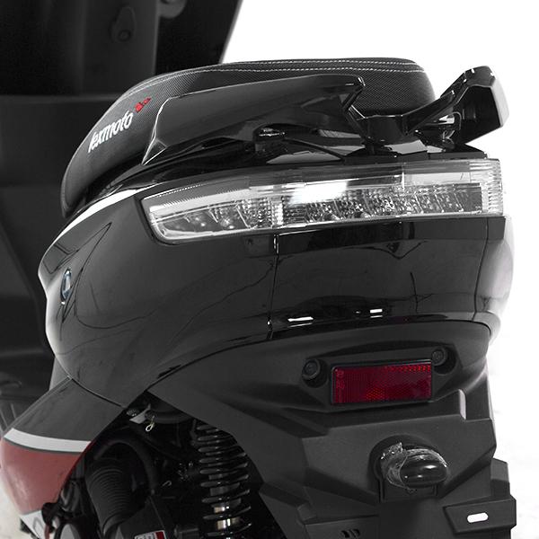 Lexmoto | Echo 50 E4 | LJ50QT-5L | Lexmoto Scooters | 50cc Moped ...